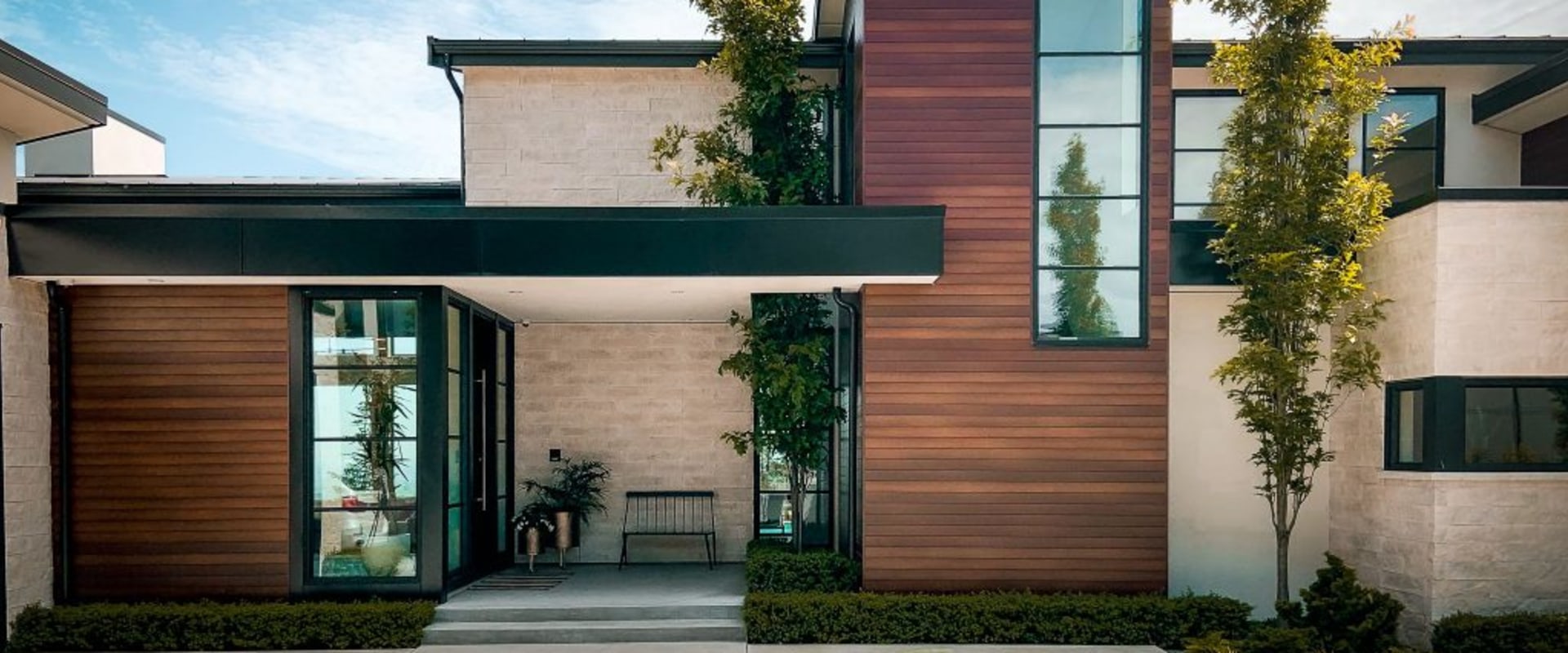 Modern vs. Traditional Designs: A Comprehensive Comparison